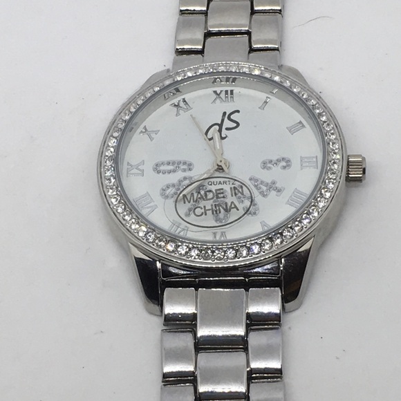 Daniela Swaebe | Accessories | Daniela Swaebe Watch New Battery | Poshmark